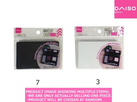 Cosmetic bags/cases / Makeup case with mirror 【メイクケース ミラー付 】| Daiso ...