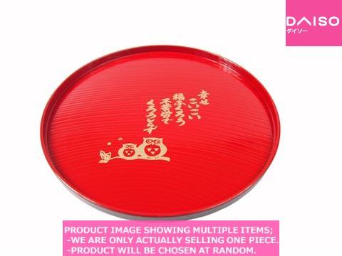 Japanese trays / owl round tray red【福ふくろう丸盆 赤】| Daiso Canada co., ltd.